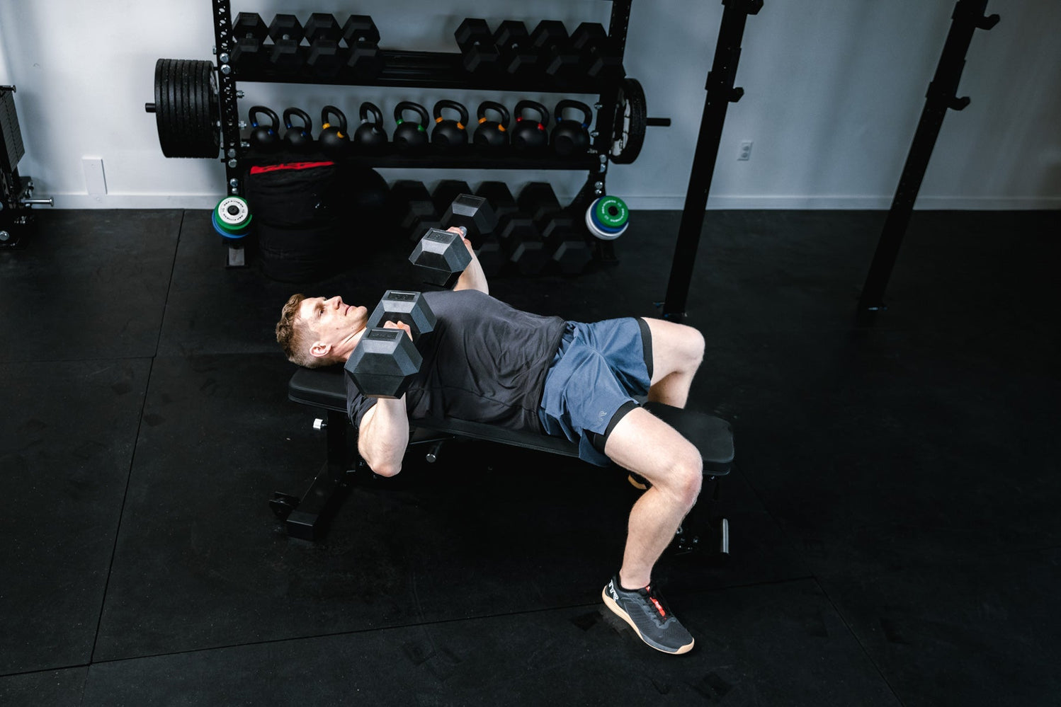 15 Best Dumbbell Chest Exercises – REP Fitness